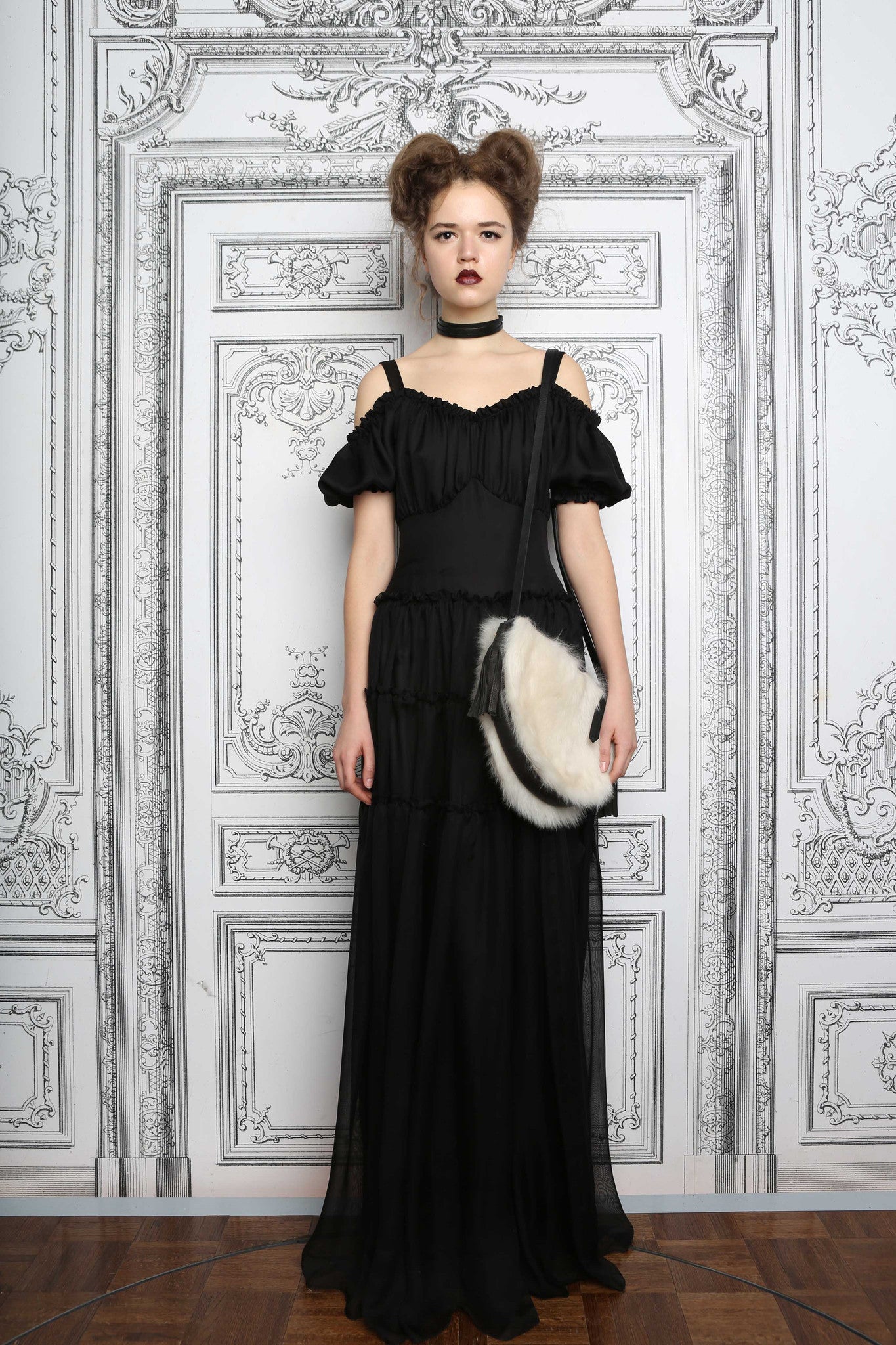 The Orphan Gown – Wendy Nichol