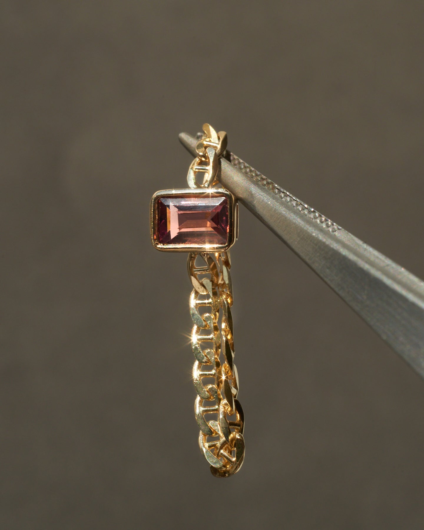 Pink Sapphire Cuban Link Chain Ring – Wendy Nichol